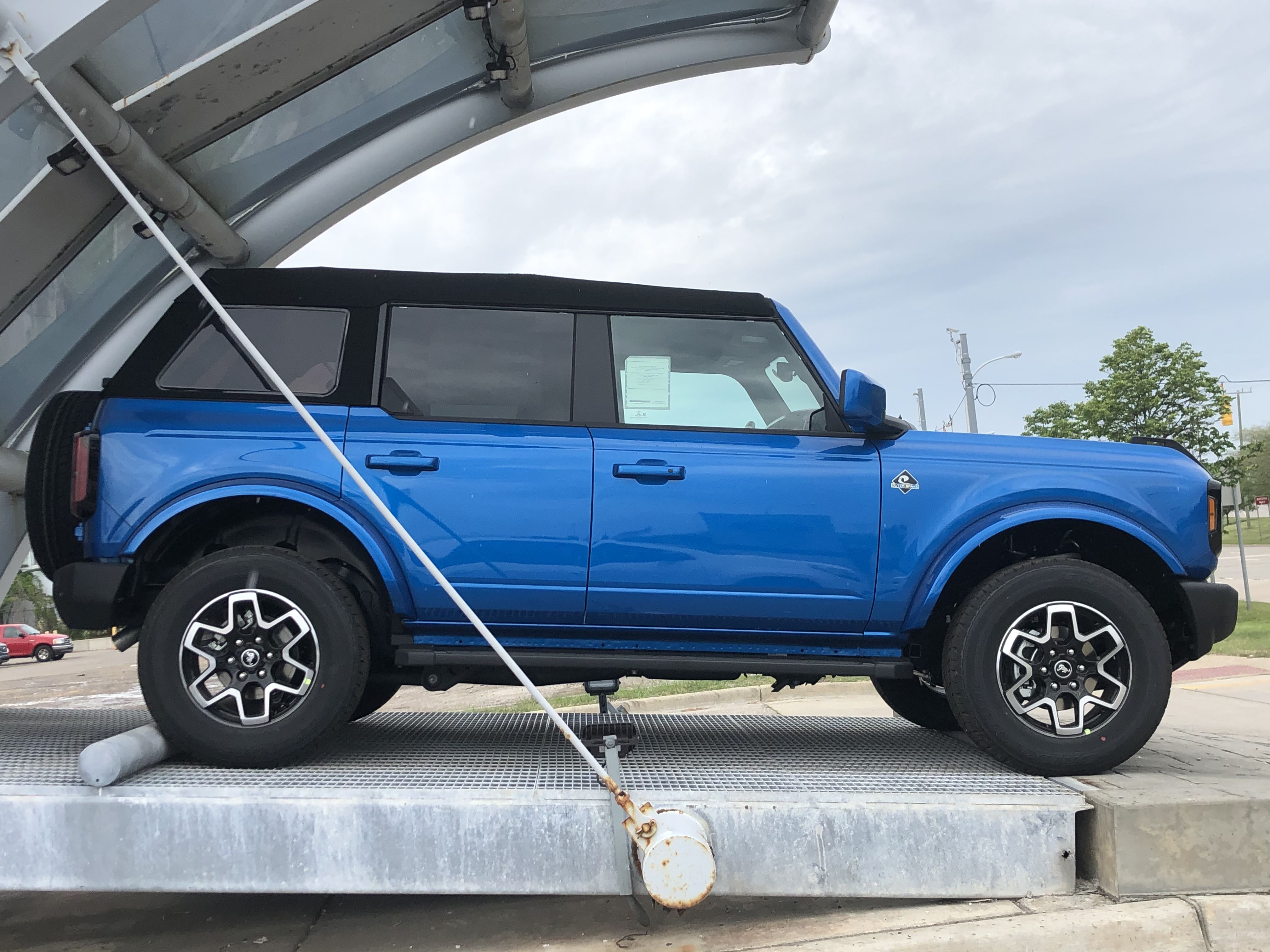 Velocity Blue Outer Banks - Bronco Nation