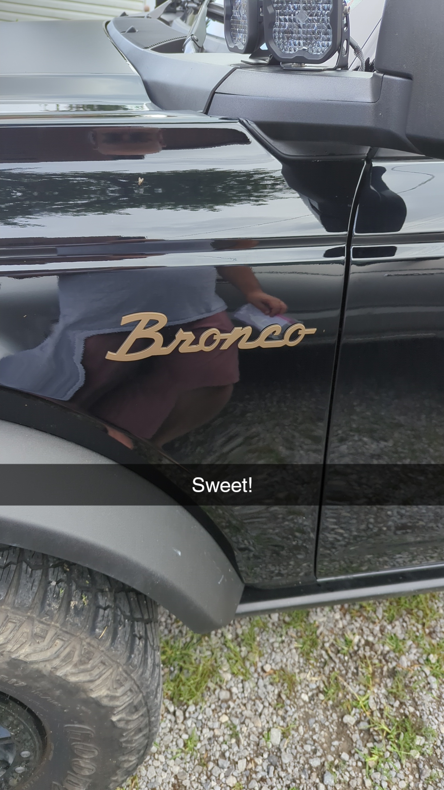 Ford Bronco Script Logo installed on Fenders. Looking for pics ...