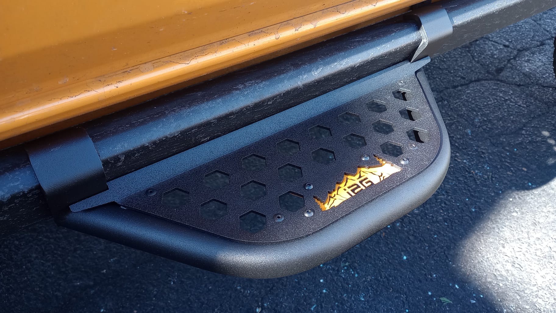 IAG V2 EZ-Steps for rock sliders - Bronco Nation