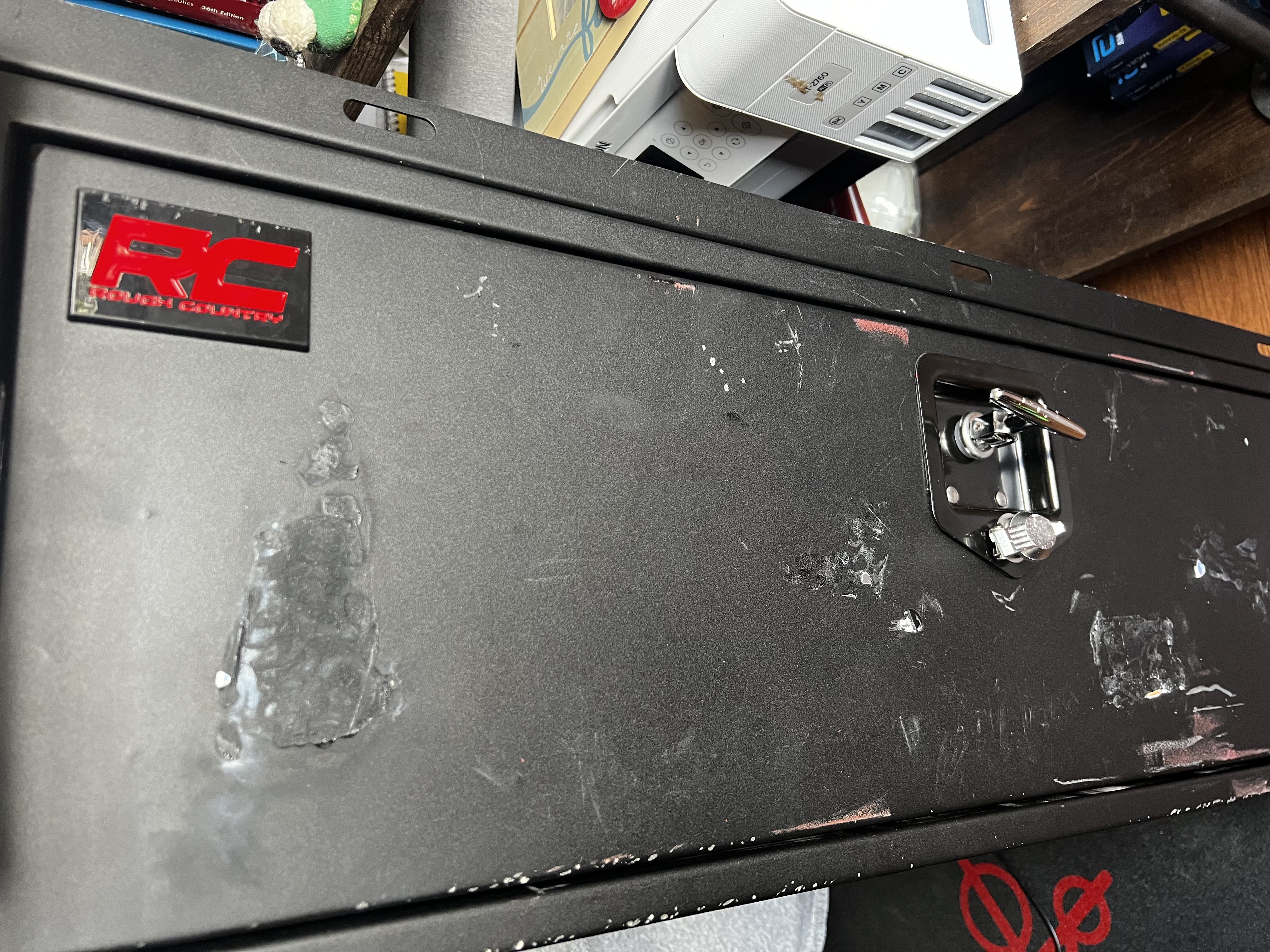 Rough country 4 door cargo box (local pickup only-Connecticut/Norwalk ...
